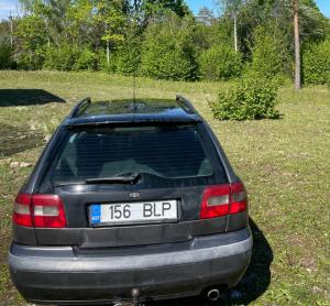 Grey Volvo V40 2001 in Kuressaare, with an engine capacity of 0.00 L and mileage of 185 thousand km for 1600 €, photo 9 on AUTOMOTO.COM.LV