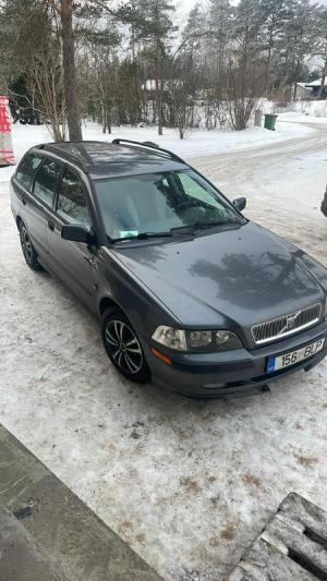 Grey Volvo V40 2001 in Kuressaare, with an engine capacity of 0.00 L and mileage of 185 thousand km for 1600 €, photo 19 on AUTOMOTO.COM.LV