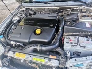 Pelēks Volvo V40 2001 Daugavpils, ar dzinēja tilpumu 1.90 L un nobraukumu 422 tūkst. km par 1100 €, foto 8 vietnē AUTOMOTO.COM.LV