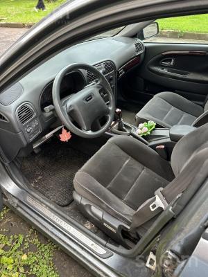 Pelēks Volvo V40 2001 Valmiera, ar dzinēja tilpumu 1.60 L un nobraukumu 243 tūkst. km par 600 €, foto 8 vietnē AUTOMOTO.COM.LV