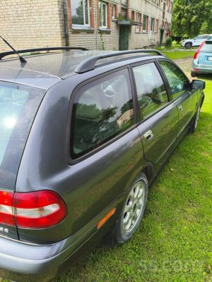 Pelēks Volvo V40 2003 Rēzekne, ar dzinēja tilpumu 1.90 L un nobraukumu 357 tūkst. km par 1200 €, foto 4 vietnē AUTOMOTO.COM.LV