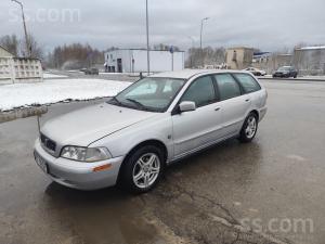 Grey Volvo V40 2003 in Bauska, with an engine capacity of 1.90 L and mileage of 358 thousand km for 900 €, photo 2 on AUTOMOTO.COM.LV