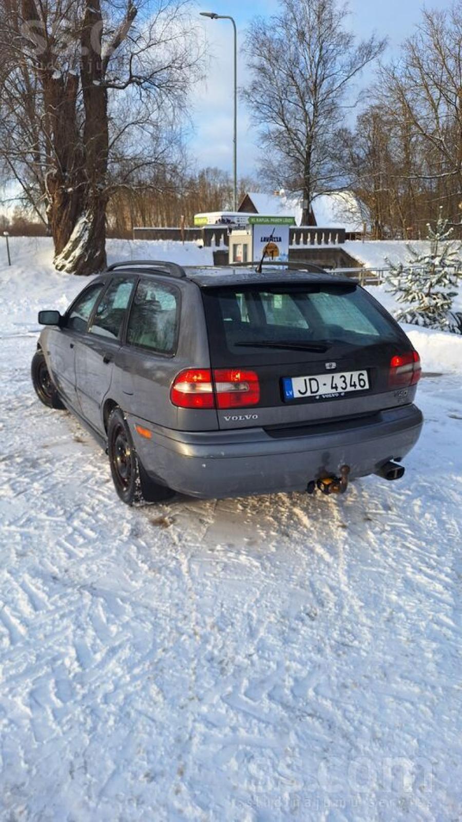 Grey Volvo V40 2003 in Riga, with an engine capacity of 1.90 L and mileage of 353 thousand km for 890 €, photo 5 on AUTOMOTO.COM.LV