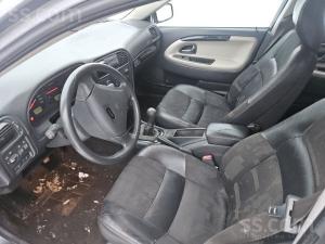 Grey Volvo V40 2003 in Cesis, with an engine capacity of 1.90 L and mileage of 377 thousand km for 830 €, photo 6 on AUTOMOTO.COM.LV