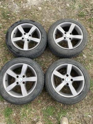 Pelēks Volvo V40 2003 Rīga, ar dzinēja tilpumu 1.90 L un nobraukumu 262 tūkst. km par 400 €, foto 9 vietnē AUTOMOTO.COM.LV