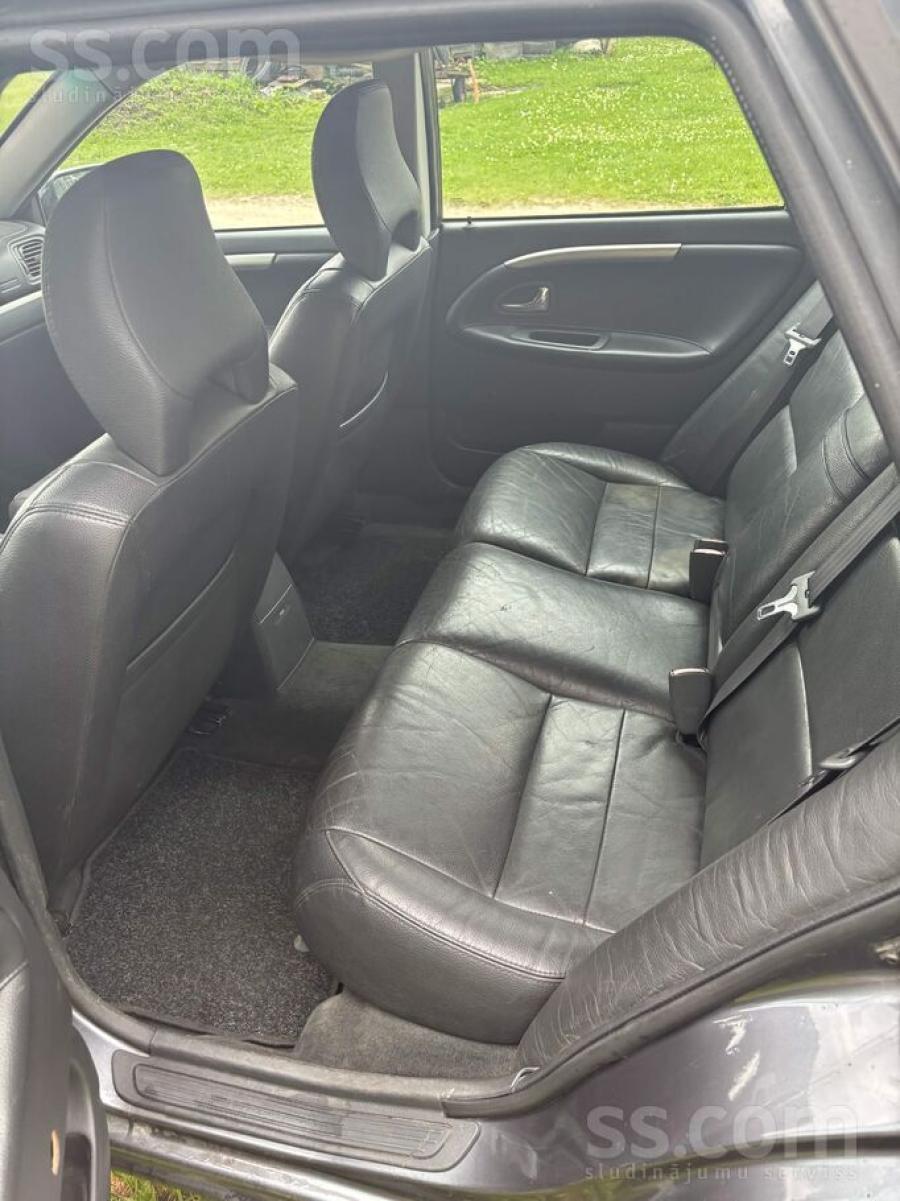 Pelēks Volvo V40 2003 Alūksne, ar dzinēja tilpumu 1.90 L un nobraukumu 472 tūkst. km par 1450 €, foto 9 vietnē AUTOMOTO.COM.LV