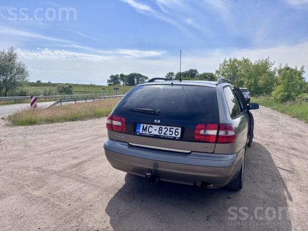 Серый Вольво В40 2003 в Даугавпилс, объемом двигателя 1.90 л и пробегом 294 тыс. км за 1200 €, фото 4 на AUTOMOTO.COM.LV