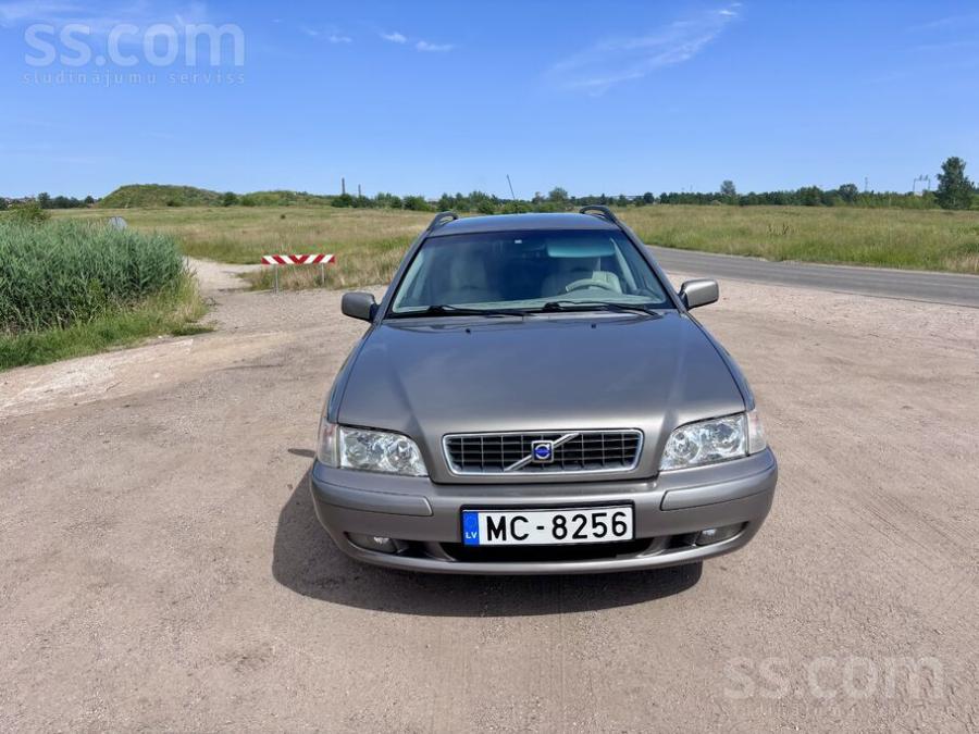Серый Вольво В40 2003 в Даугавпилс, объемом двигателя 1.90 л и пробегом 294 тыс. км за 1200 €, фото 14 на AUTOMOTO.COM.LV