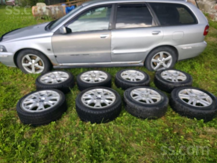 Серый Вольво В40 2003 в Резекне, объемом двигателя 1.90 л и пробегом 330 тыс. км за 850 €, фото 17 на AUTOMOTO.COM.LV
