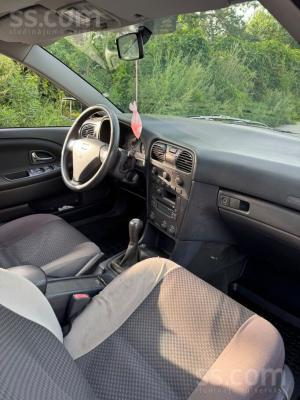 Grey Volvo V40 2003 in Riga, with an engine capacity of 1.90 L and mileage of 208 thousand km for 1700 €, photo 5 on AUTOMOTO.COM.LV