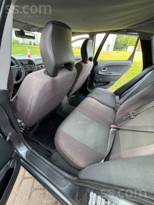 Grey Volvo V40 2003 in Riga, with an engine capacity of 1.90 L and mileage of 208 thousand km for 1700 €, photo 7 on AUTOMOTO.COM.LV