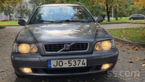 Вольво В40 2003 в Рига на AUTOMOTO.COM.LV Серый Вольво В40 2003 в Рига, объемом двигателя 1.90 л и пробегом 0 тыс. км за 750 €, фото 1 на AUTOMOTO.COM.LV