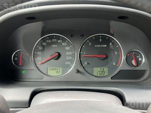 Серый Вольво В40 2004 в Рига, объемом двигателя 1.90 л и пробегом 0 тыс. км за 990 €, фото 13 на AUTOMOTO.COM.LV
