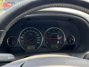 Серый Вольво В40 2004 в Елгава, объемом двигателя 1.90 л и пробегом 350 тыс. км за 1300 €, фото 7 на AUTOMOTO.COM.LV