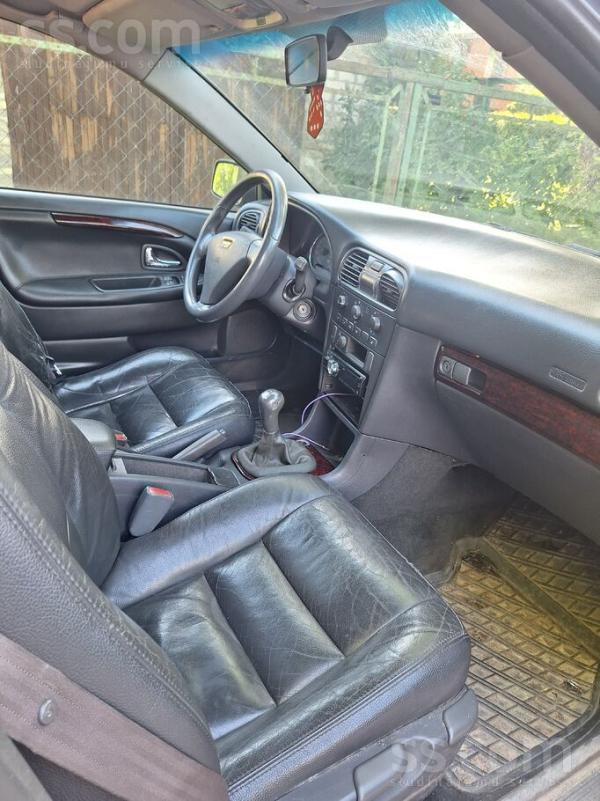 Grey Volvo V40 2004 in Jurmala, with an engine capacity of 1.90 L and mileage of 432 thousand km for 900 €, photo 1 on AUTOMOTO.COM.LV