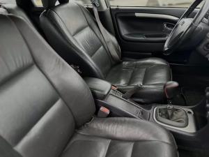 Grey Volvo V40 2004 in Jelgava, with an engine capacity of 1.80 L and mileage of 308 thousand km for 999 €, photo 12 on AUTOMOTO.COM.LV