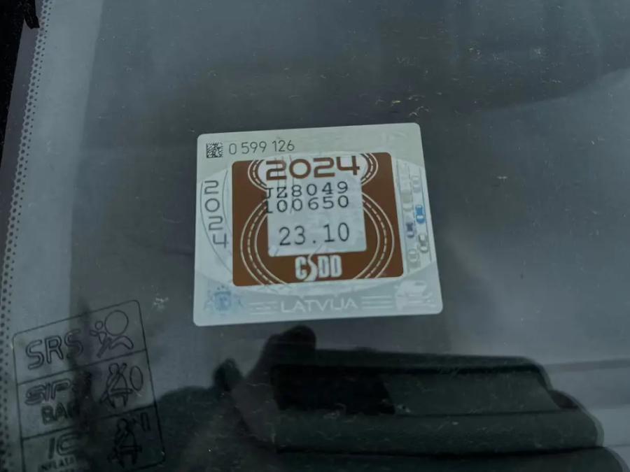 Grey Volvo V40 2004 in Jelgava, with an engine capacity of 1.80 L and mileage of 308 thousand km for 999 €, photo 13 on AUTOMOTO.COM.LV