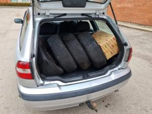 Pelēks Volvo V40 2004 Jēkabpils, ar dzinēja tilpumu 1.90 L un nobraukumu 312 tūkst. km par 750 €, foto 14 vietnē AUTOMOTO.COM.LV