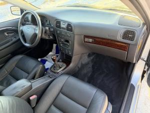 Pelēks Volvo V40 2004 Rīga, ar dzinēja tilpumu 1.90 L un nobraukumu 280 tūkst. km par 2400 €, foto 13 vietnē AUTOMOTO.COM.LV