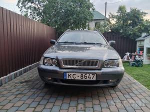 Pelēks Volvo V40 2004 Daugavpils, ar dzinēja tilpumu 1.90 L un nobraukumu 303 tūkst. km par 1100 €, foto  vietnē AUTOMOTO.COM.LV
