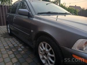 Pelēks Volvo V40 2004 Daugavpils, ar dzinēja tilpumu 1.90 L un nobraukumu 303 tūkst. km par 1100 €, foto 7 vietnē AUTOMOTO.COM.LV