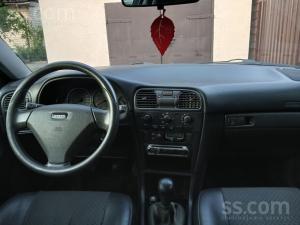 Pelēks Volvo V40 2004 Daugavpils, ar dzinēja tilpumu 1.90 L un nobraukumu 303 tūkst. km par 1100 €, foto 11 vietnē AUTOMOTO.COM.LV