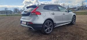 Pelēks Volvo V40 2012 Daugavpils, ar dzinēja tilpumu 2.00 L un nobraukumu 254 tūkst. km par 8550 €, foto 6 vietnē AUTOMOTO.COM.LV