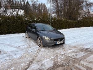 Pelēks Volvo V40 2013 Cēsis, ar dzinēja tilpumu 2.00 L un nobraukumu 251 tūkst. km par 6100 €, foto 6 vietnē AUTOMOTO.COM.LV