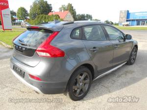 Pelēks Volvo V40 2013 Viljandi, ar dzinēja tilpumu 2.00 L un nobraukumu 213 tūkst. km par 8990 €, foto 3 vietnē AUTOMOTO.COM.LV