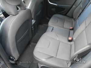 Pelēks Volvo V40 2013 Viljandi, ar dzinēja tilpumu 2.00 L un nobraukumu 213 tūkst. km par 8990 €, foto 10 vietnē AUTOMOTO.COM.LV