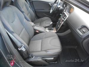 Pelēks Volvo V40 2013 Viljandi, ar dzinēja tilpumu 2.00 L un nobraukumu 213 tūkst. km par 8990 €, foto 11 vietnē AUTOMOTO.COM.LV