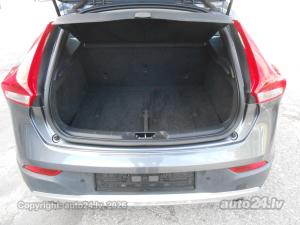 Pelēks Volvo V40 2013 Viljandi, ar dzinēja tilpumu 2.00 L un nobraukumu 213 tūkst. km par 8990 €, foto 21 vietnē AUTOMOTO.COM.LV
