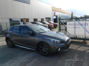 Pelēks Volvo V40 2013 Viljandi, ar dzinēja tilpumu 2.00 L un nobraukumu 213 tūkst. km par 8990 €, foto 24 vietnē AUTOMOTO.COM.LV