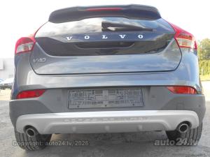 Pelēks Volvo V40 2013 Viljandi, ar dzinēja tilpumu 2.00 L un nobraukumu 213 tūkst. km par 8990 €, foto 25 vietnē AUTOMOTO.COM.LV