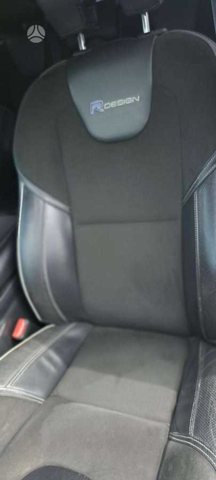 Pelēks Volvo V40 2013 Kauņa, ar dzinēja tilpumu 1.60 L un nobraukumu 234 tūkst. km par 5300 €, foto 19 vietnē AUTOMOTO.COM.LV