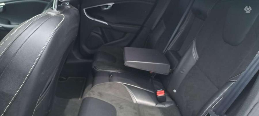 Pelēks Volvo V40 2013 Kauņa, ar dzinēja tilpumu 1.60 L un nobraukumu 234 tūkst. km par 5300 €, foto 20 vietnē AUTOMOTO.COM.LV