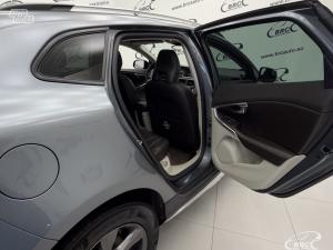 Серый Вольво В40 2016 в Авиженяй, объемом двигателя 2.00 л и пробегом 62 тыс. км за 11500 €, фото 14 на AUTOMOTO.COM.LV
