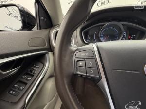 Серый Вольво В40 2016 в Авиженяй, объемом двигателя 2.00 л и пробегом 62 тыс. км за 11500 €, фото 32 на AUTOMOTO.COM.LV