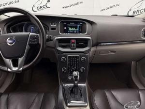 Pelēks Volvo V40 2016 Viļņa, ar dzinēja tilpumu 1.97 L un nobraukumu 62 tūkst. km par 10490 €, foto 17 vietnē AUTOMOTO.COM.LV