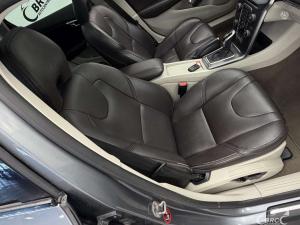 Pelēks Volvo V40 2016 Viļņa, ar dzinēja tilpumu 1.97 L un nobraukumu 62 tūkst. km par 9900 €, foto 7 vietnē AUTOMOTO.COM.LV