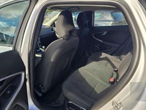 Pelēks Volvo V40 2016 Ukmergė, ar dzinēja tilpumu 1.97 L un nobraukumu 205 tūkst. km par 6150 €, foto 10 vietnē AUTOMOTO.COM.LV