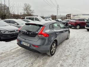 Pelēks Volvo V40 2018 Rīga, ar dzinēja tilpumu 2.00 L un nobraukumu 246 tūkst. km par 10990 €, foto 6 vietnē AUTOMOTO.COM.LV