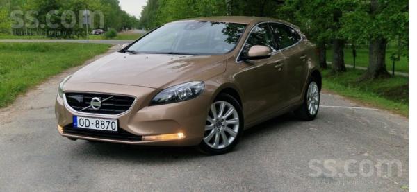 Volvo V40 2012 Jelgava, ar dzinēja tilpumu 2.00 L un nobraukumu 265 tūkst. km par 8700 €, foto 1 vietnē AUTOMOTO.COM.LV