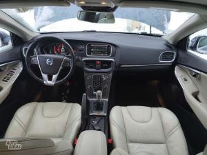 Volvo V40 2012 in Vilnius, with an engine capacity of 1.60 L and mileage of 282 thousand km for 5000 €, photo 11 on AUTOMOTO.COM.LV