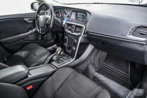 Volvo V40 2012 in Kaunas, with an engine capacity of 1.60 L and mileage of 269 thousand km for 5990 €, photo 12 on AUTOMOTO.COM.LV