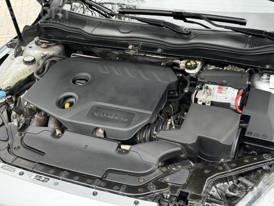 Volvo V40 2012 Bauska, ar dzinēja tilpumu 1.60 L un nobraukumu 257 tūkst. km par 6400 €, foto 8 vietnē AUTOMOTO.COM.LV