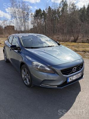 Volvo V40 2012 in Jelgava, with an engine capacity of 2.00 L and mileage of 283 thousand km for 6300 €, photo  on AUTOMOTO.COM.LV