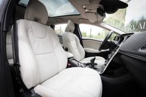 Volvo V40 2012 Jelgava, ar dzinēja tilpumu 2.00 L un nobraukumu 268 tūkst. km par 7000 €, foto 19 vietnē AUTOMOTO.COM.LV