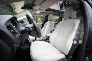 Volvo V40 2012 Jelgava, ar dzinēja tilpumu 2.00 L un nobraukumu 268 tūkst. km par 7000 €, foto 20 vietnē AUTOMOTO.COM.LV