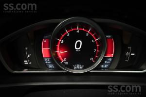 Volvo V40 2012 Jelgava, ar dzinēja tilpumu 1.60 L un nobraukumu 268 tūkst. km par 7000 €, foto 17 vietnē AUTOMOTO.COM.LV